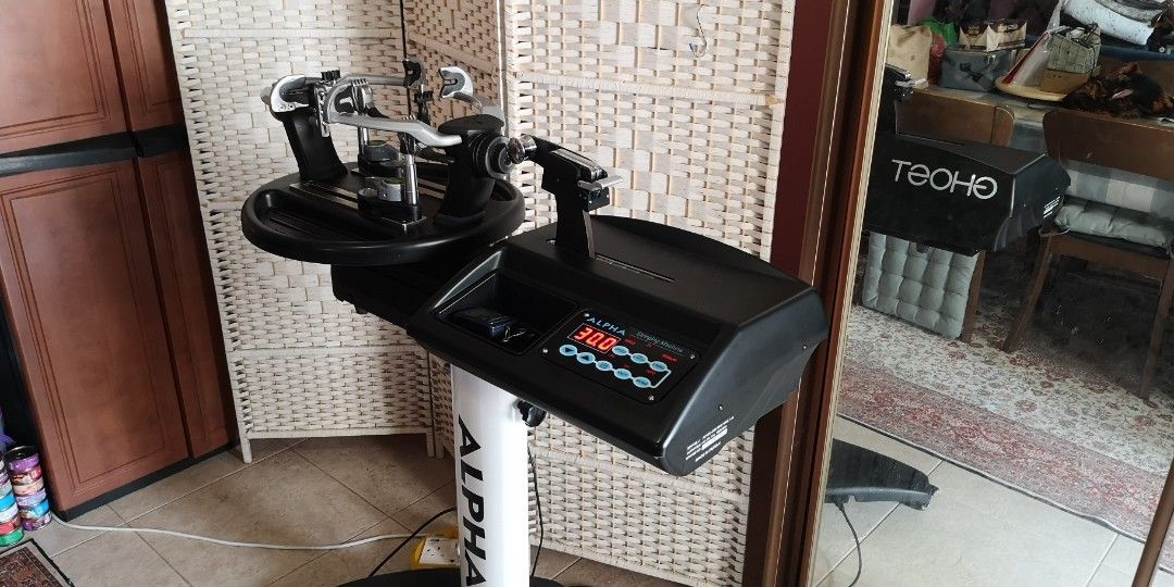 Badminton string digital pulley service. Yonex, Victor, Mizuno, Apacs ...