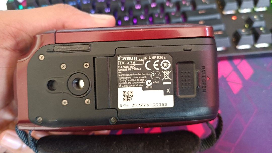 Canon legria hf r26, Photography, Video Cameras on Carousell
