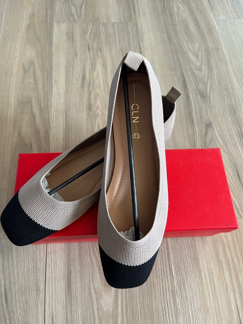 Cln Maxwell Flats, Women's Fashion, Footwear, Flats & Sandals on Carousell