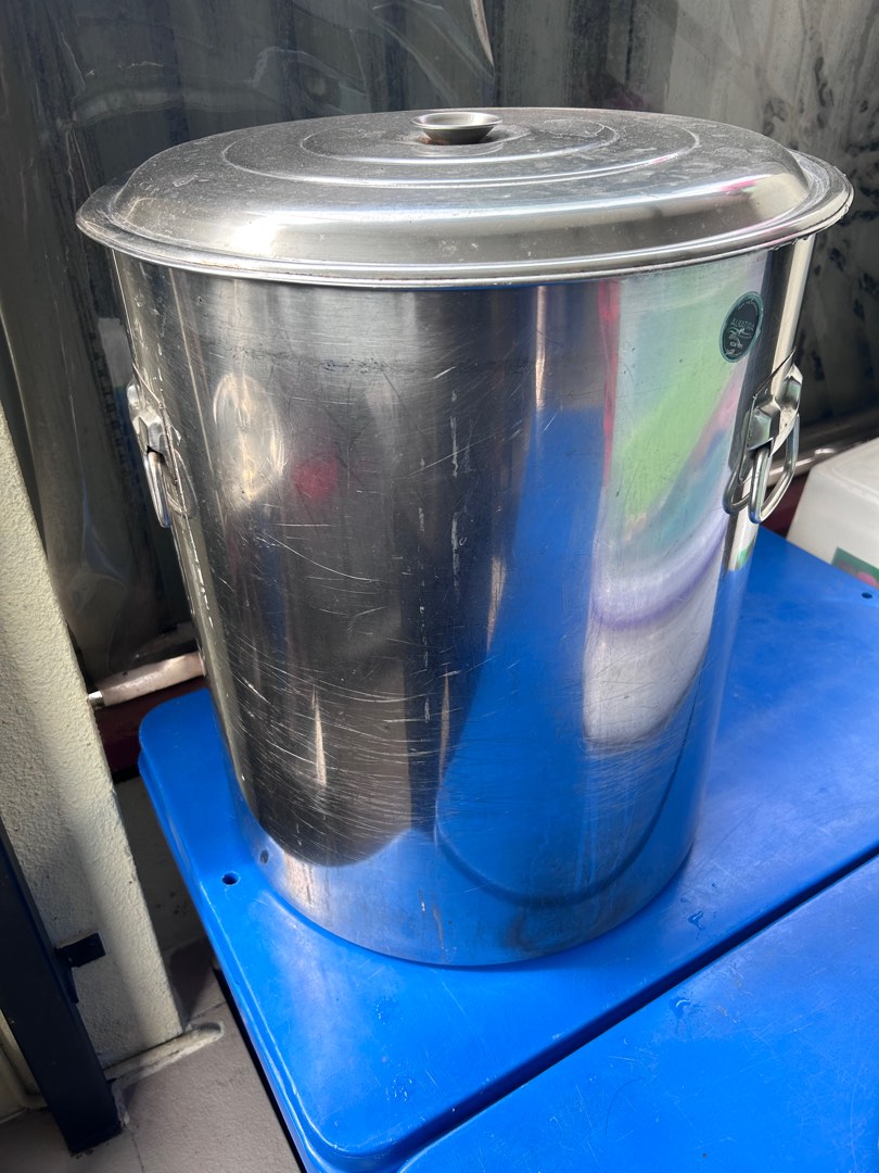 Commercial Stainless steel pot Big & Small / Stainless steel table Big ...