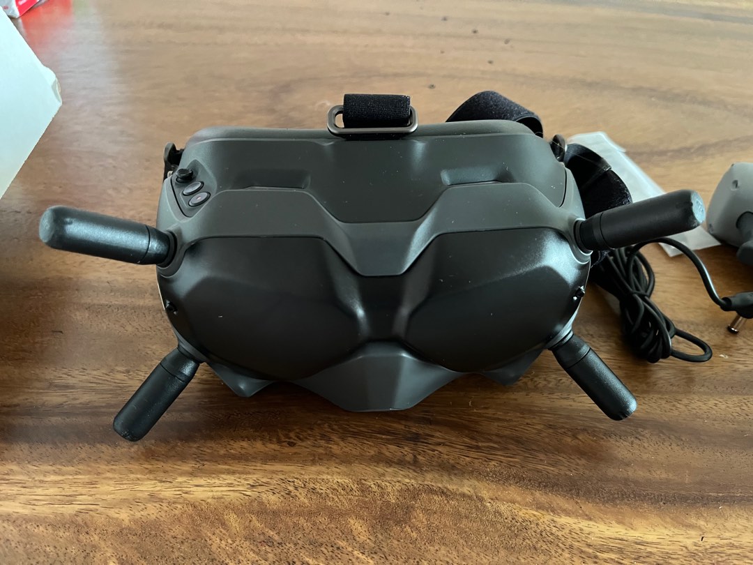 DJI goggles v2, motion controller and RC-N1 for sale, Photography ...