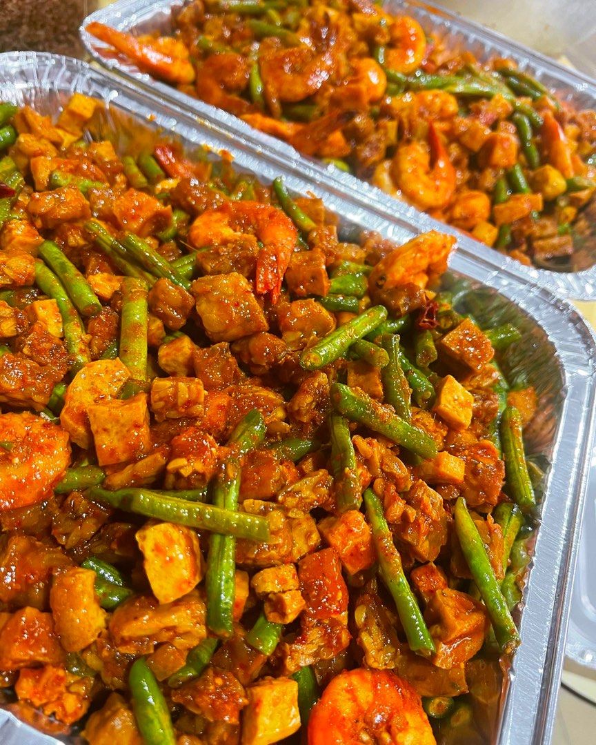 Eve of Hari Raya Haji - Nasi Ambeng | Feast of 5 pax | Feast of 10 pax ...