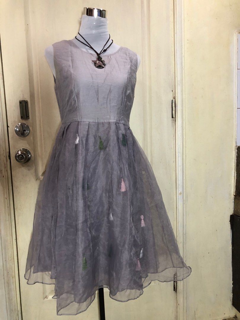 Grey dress pang graduation on Carousell