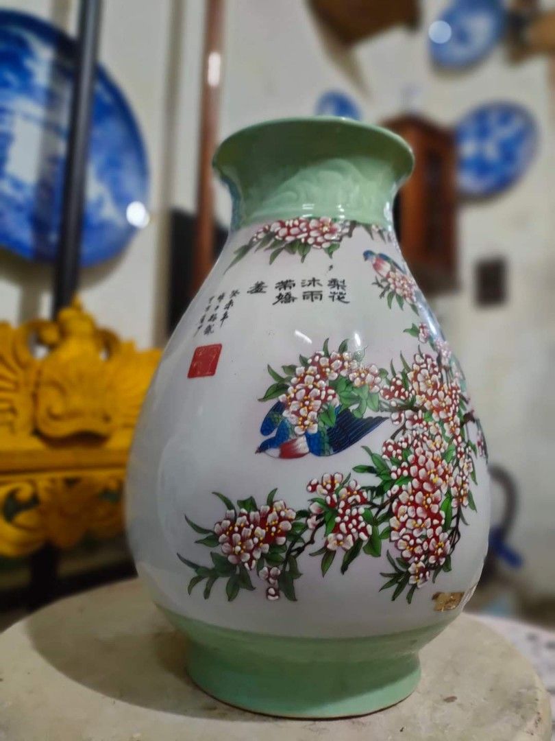 Guci China, Antik, Lainnya di Carousell