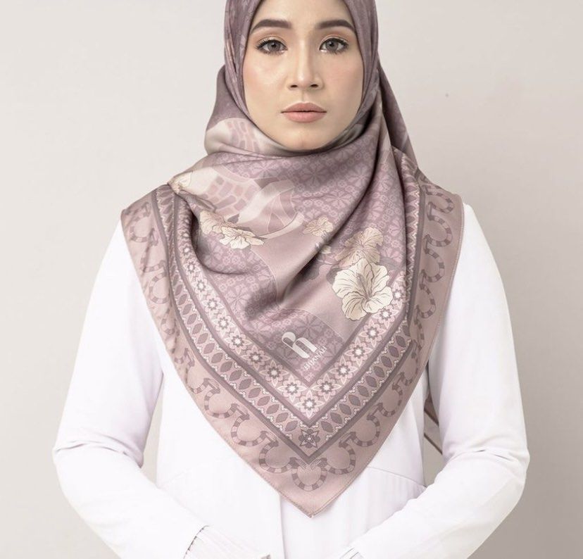 Hijanah Haul Khatijah Series, Women's Fashion, Muslimah Fashion, Hijabs ...