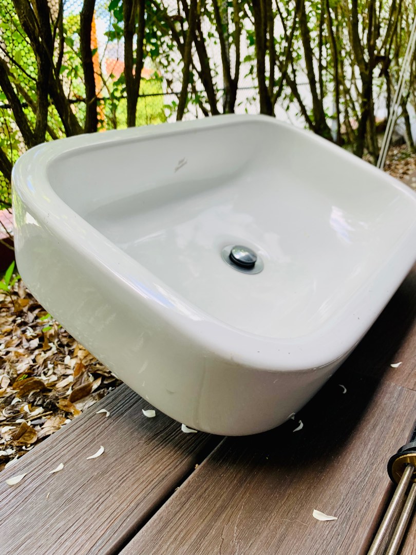 IDEAL STANDARD counter-mounted ceramic Sink AND Faucet, Furniture ...