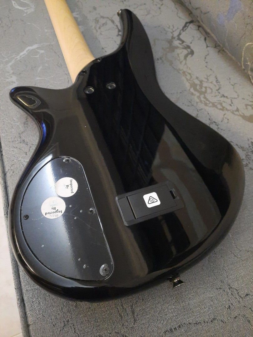 Jackson JS Series Spectra JS3 Bass Guitar, Hobbies & Toys, Music ...