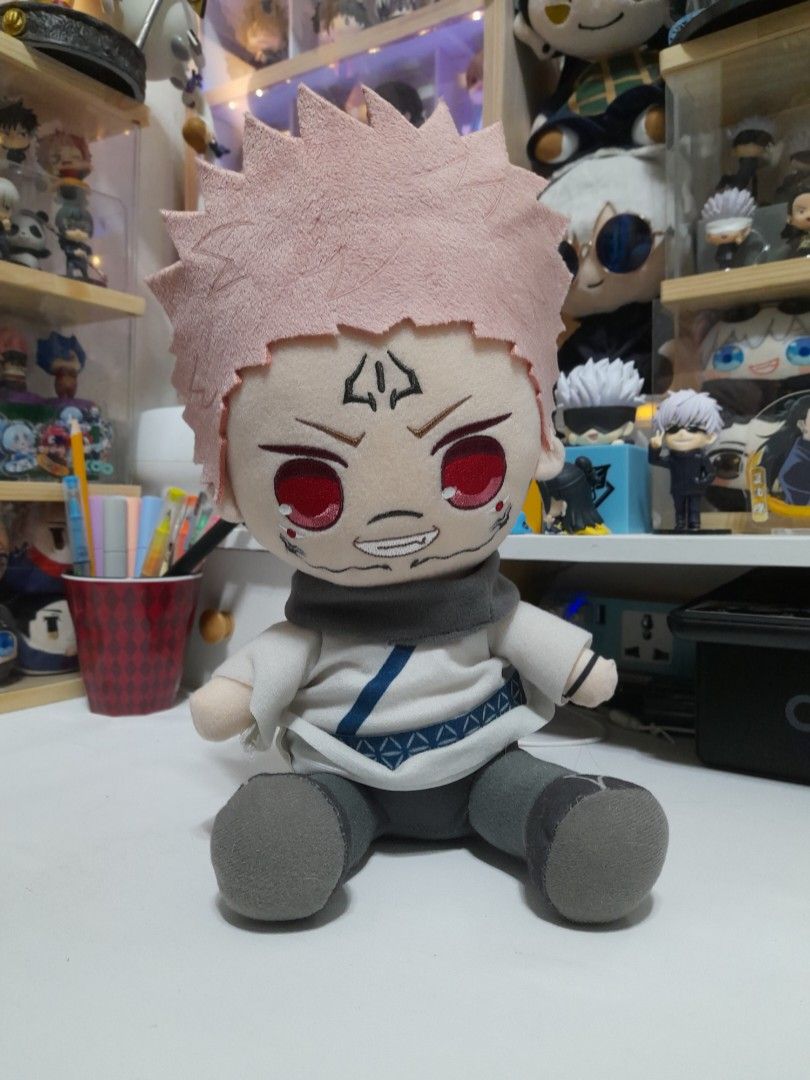 JJK bundle - Yuta and Gojo (Furyu Big) Sukuna (Furyu Medium), Hobbies ...