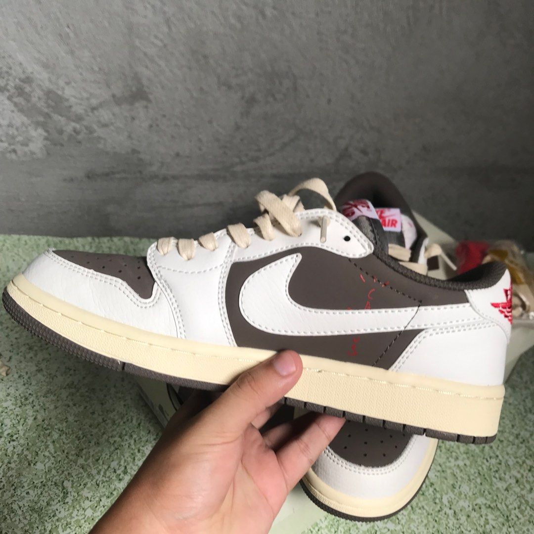 Jordan 1 Travis scott reverse mocha on Carousell