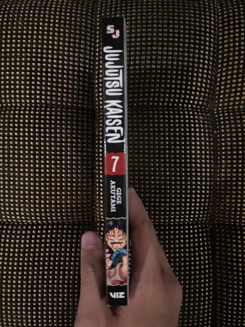 Jujutsu Kaisen Volume 7 on Carousell