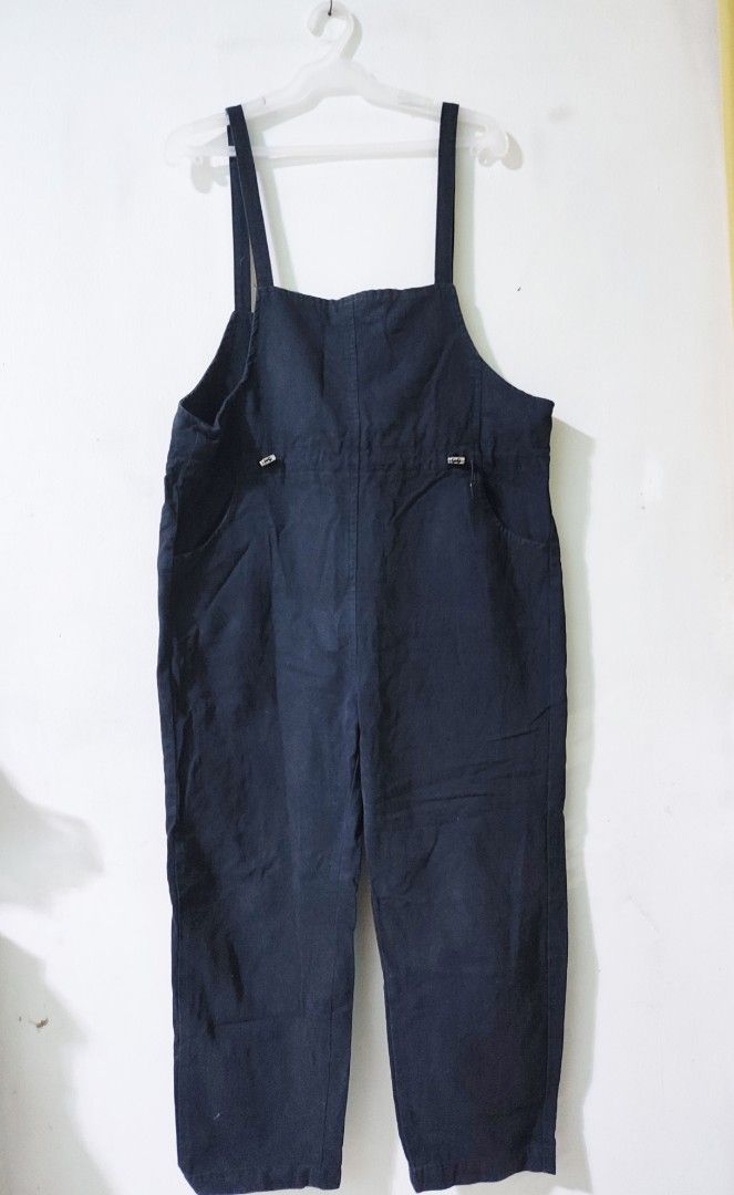 Black Jumper pants, Women's Fashion, Dresses & Sets, Jumpsuits on Carousell