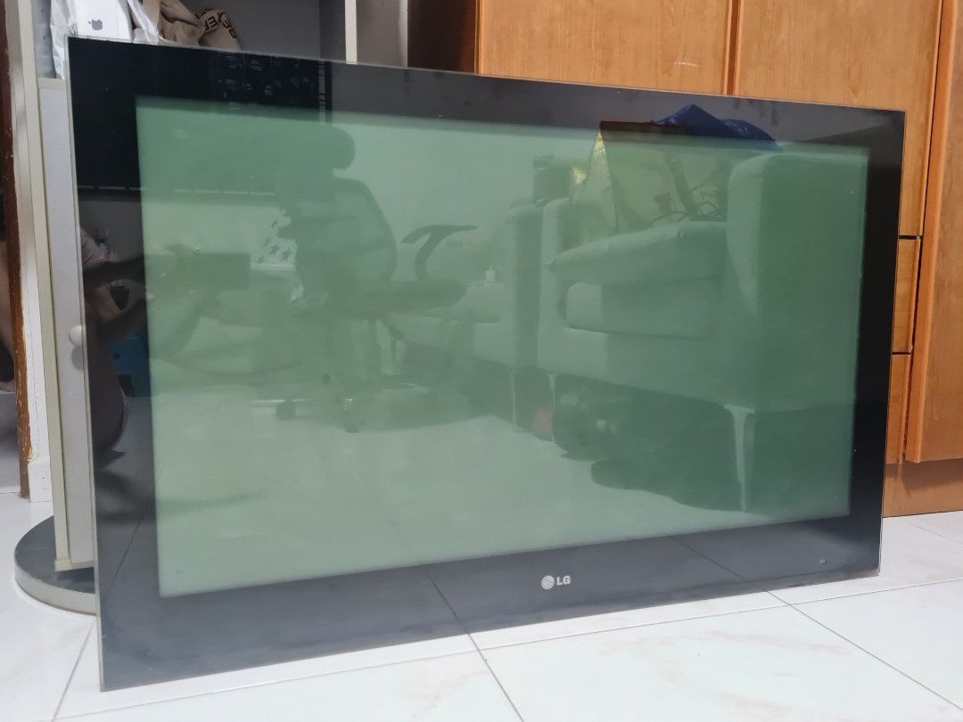 LG 42" PLASMA TV, TV & Home Appliances, TV & Entertainment, TV on Carousell