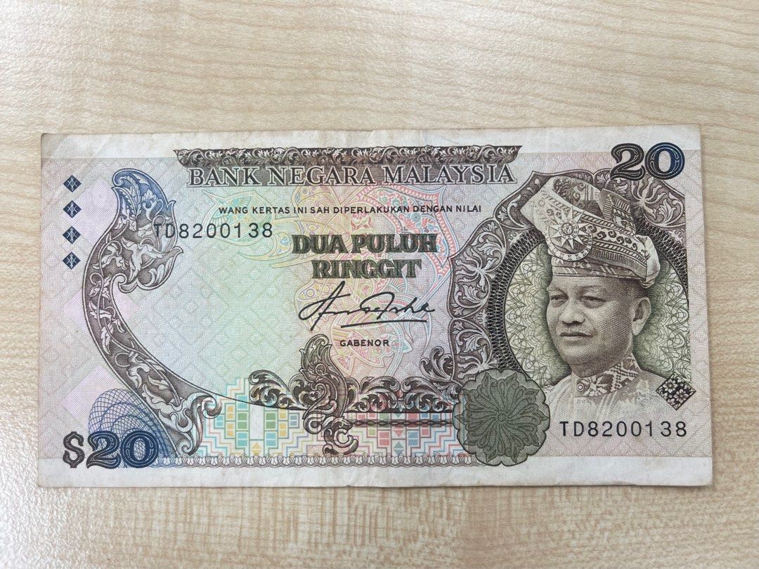 Malaysia Old RM20 (Aziz Taha Signature), Hobbies & Toys, Collectibles ...