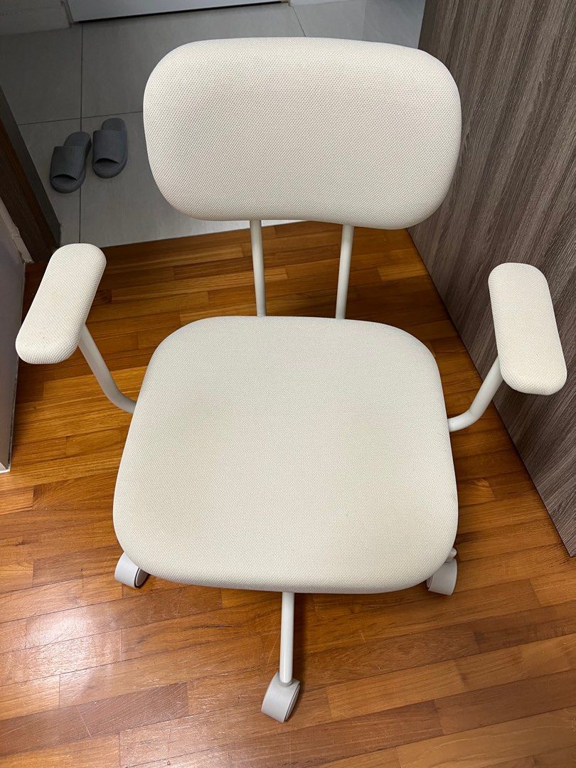 MUJI Working Chair Grey with Arm, Furniture & Home Living, Furniture ...