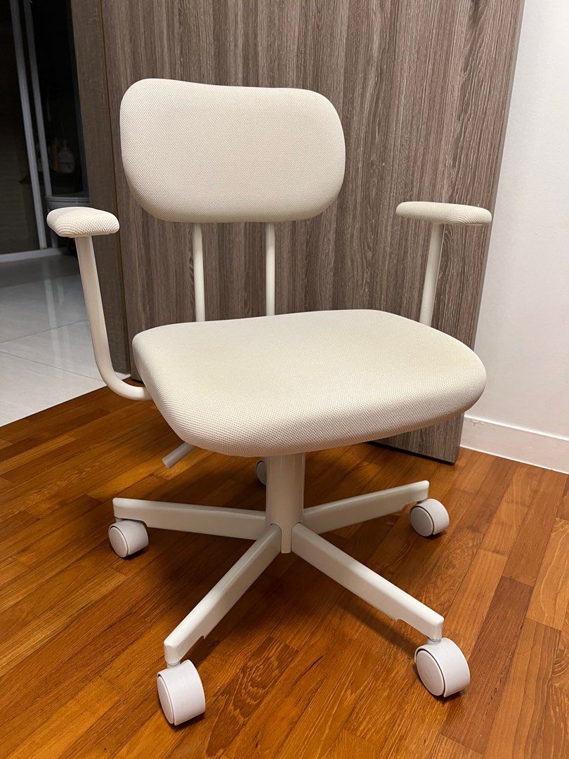 MUJI Working Chair Grey with Arm, Furniture & Home Living, Furniture ...