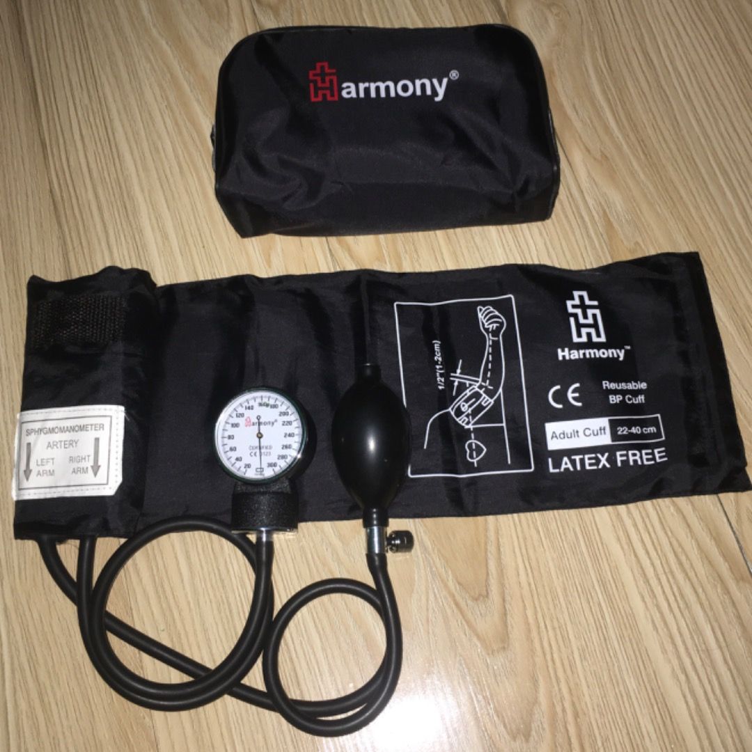 Nursing Paraphernalia (Stethoscope, Sphygmomanometer & Pulse Oximeter ...