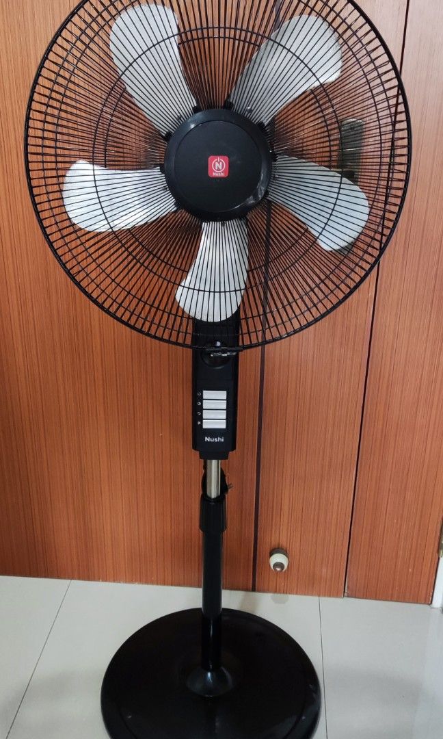 Nushi 18" stand fan (metal blade), Furniture & Home Living, Lighting ...