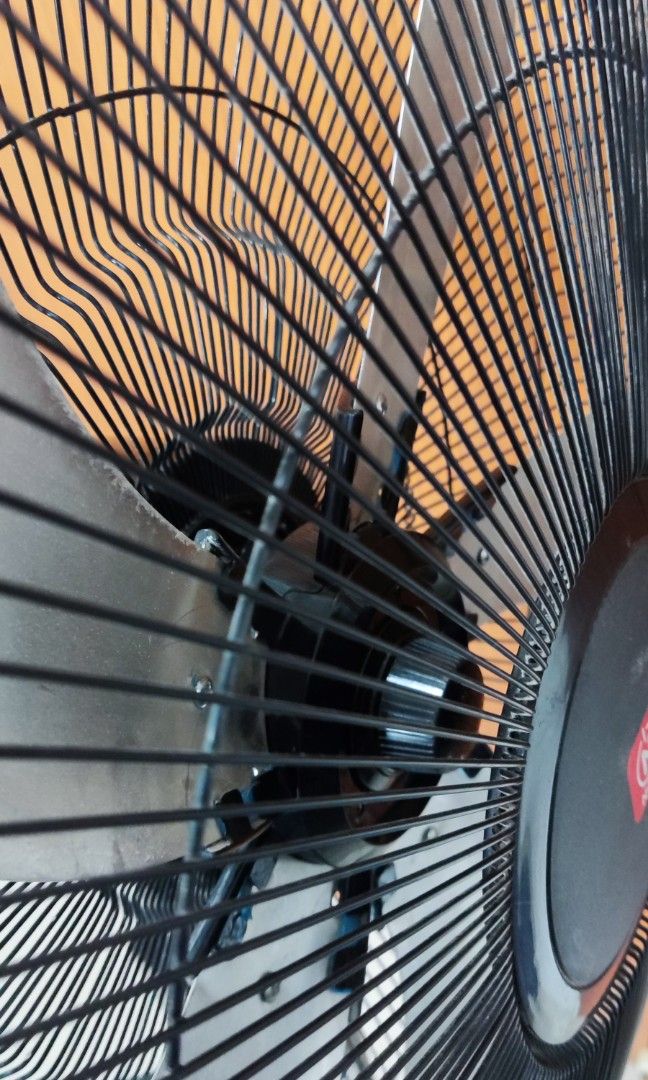 Nushi 18" stand fan (metal blade), Furniture & Home Living, Lighting ...