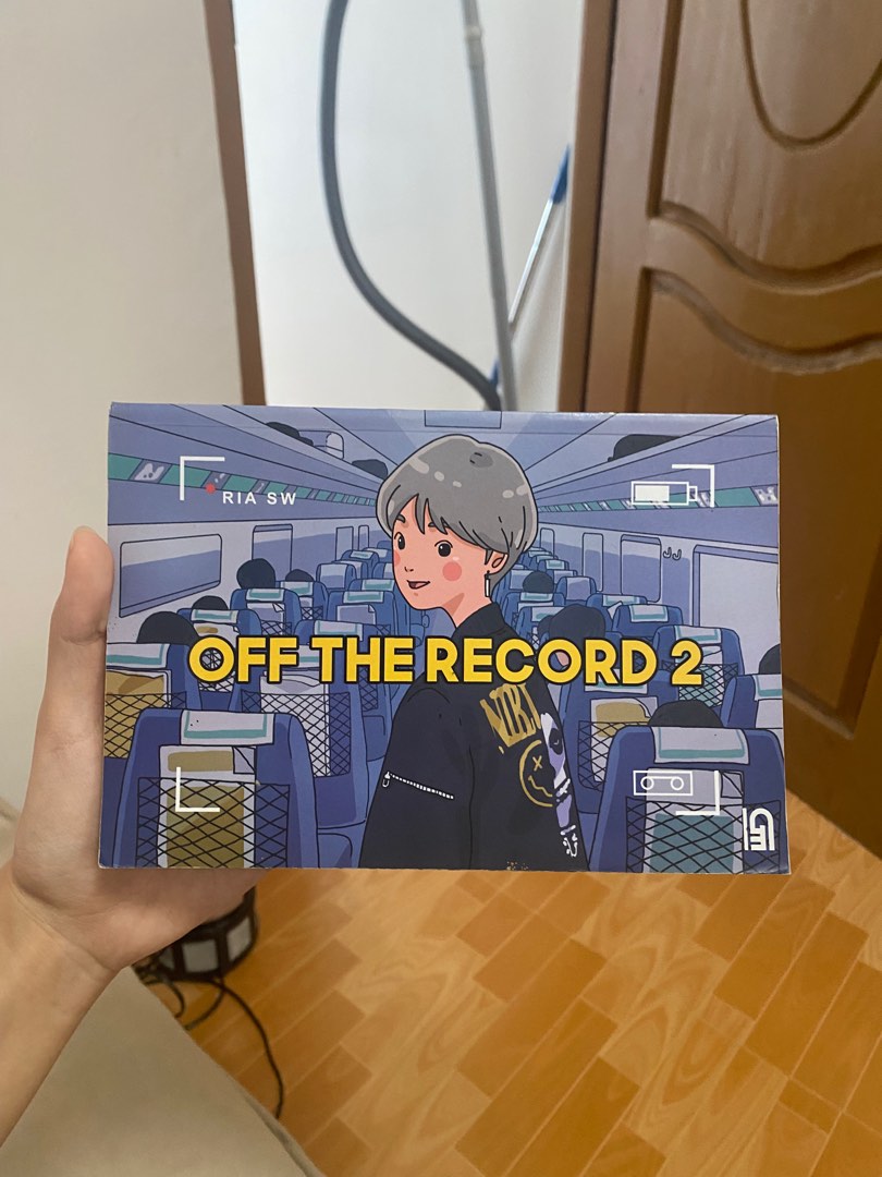 off the record 2 buku ria SW, Buku & Alat Tulis, Buku di Carousell