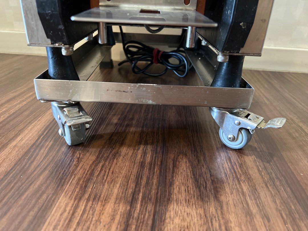 Original YODO Cup Sealer Machine, TV & Home Appliances, Kitchen ...