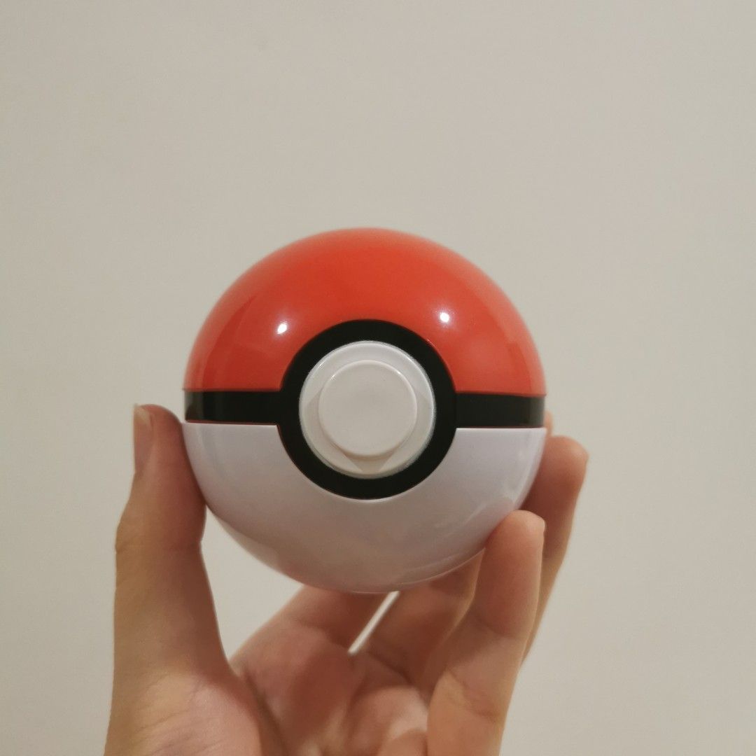 Pokemon Center Gachapon - PokeBall Hairband (Pikachu), Women's Fashion ...