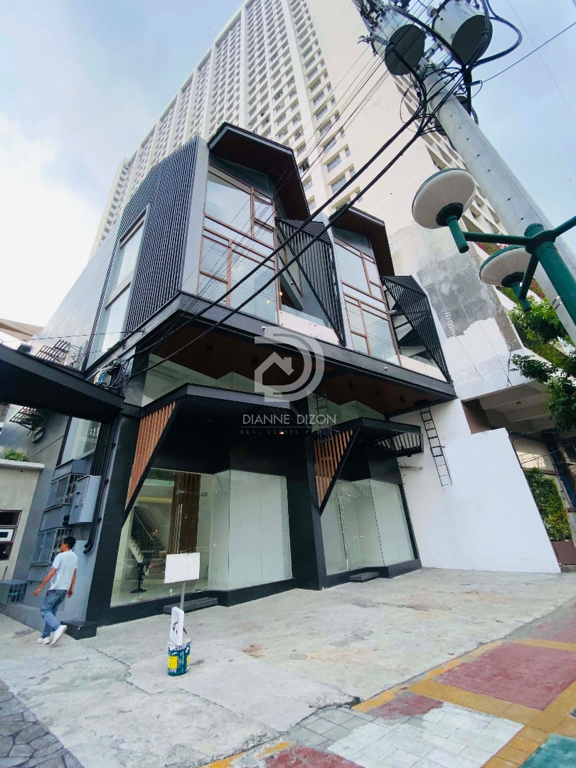 Prime Commercial Building for Sale in New Manila, Scout Area, Quezon ...