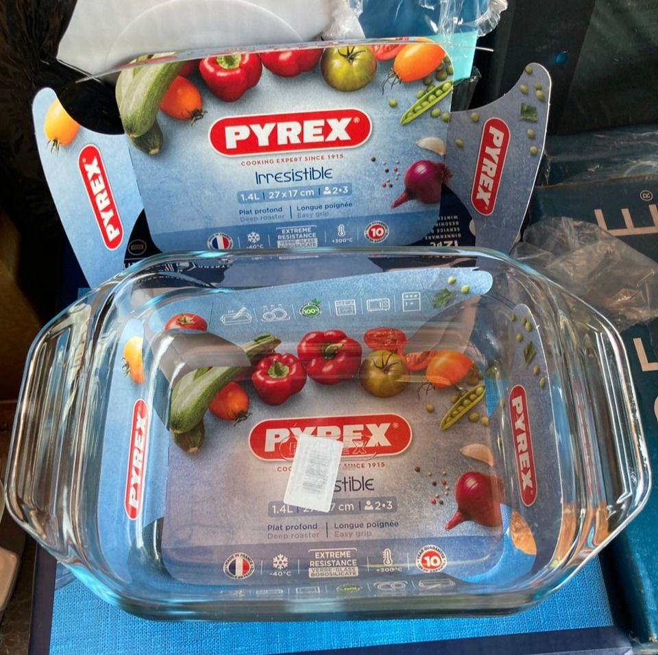 Pyrex Irresistible Glass Rectangular Roaster High Resistance Easy Grip ...
