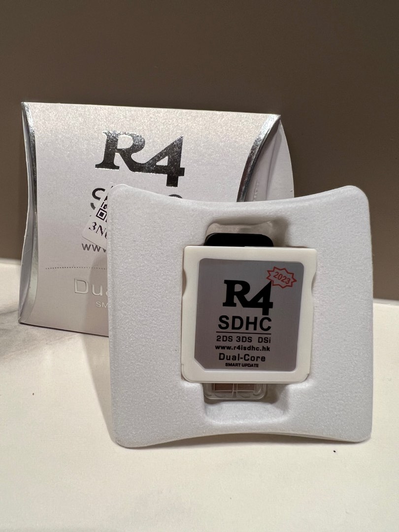 R4 Cartridge (2023), Video Gaming, Video Games, Nintendo on Carousell