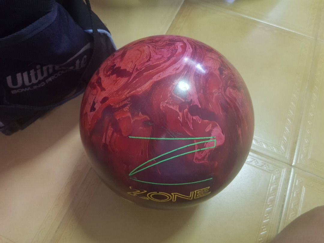 Red Zone 12lbs Brunswick Bowling Ball, Sports Equipment, Sports & Games ...