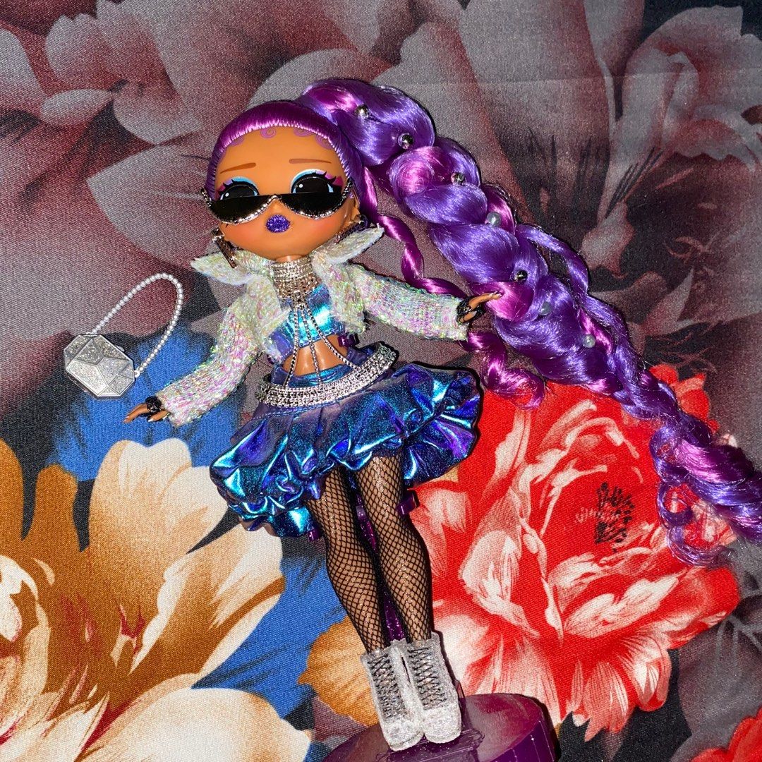 Runway Diva - LOL OMG Queens on Carousell