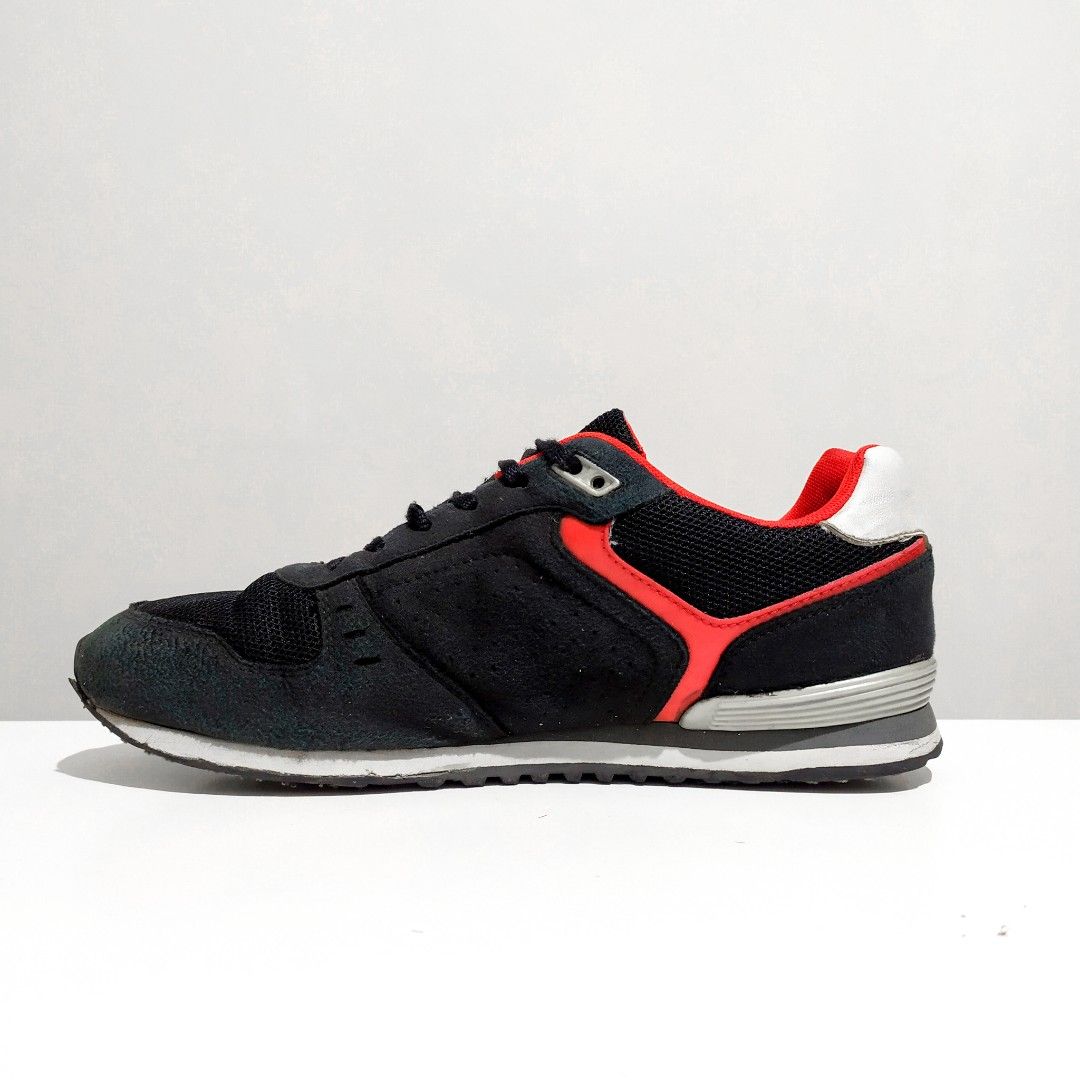 Sepatu Power by Bata Shoes [Used] Size 42, Fesyen Pria, Sepatu ...