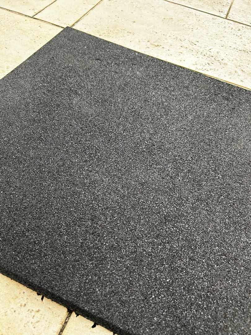 Shock Absorbing Rubber Tile Mats 20mm, Sports Equipment, Exercise ...