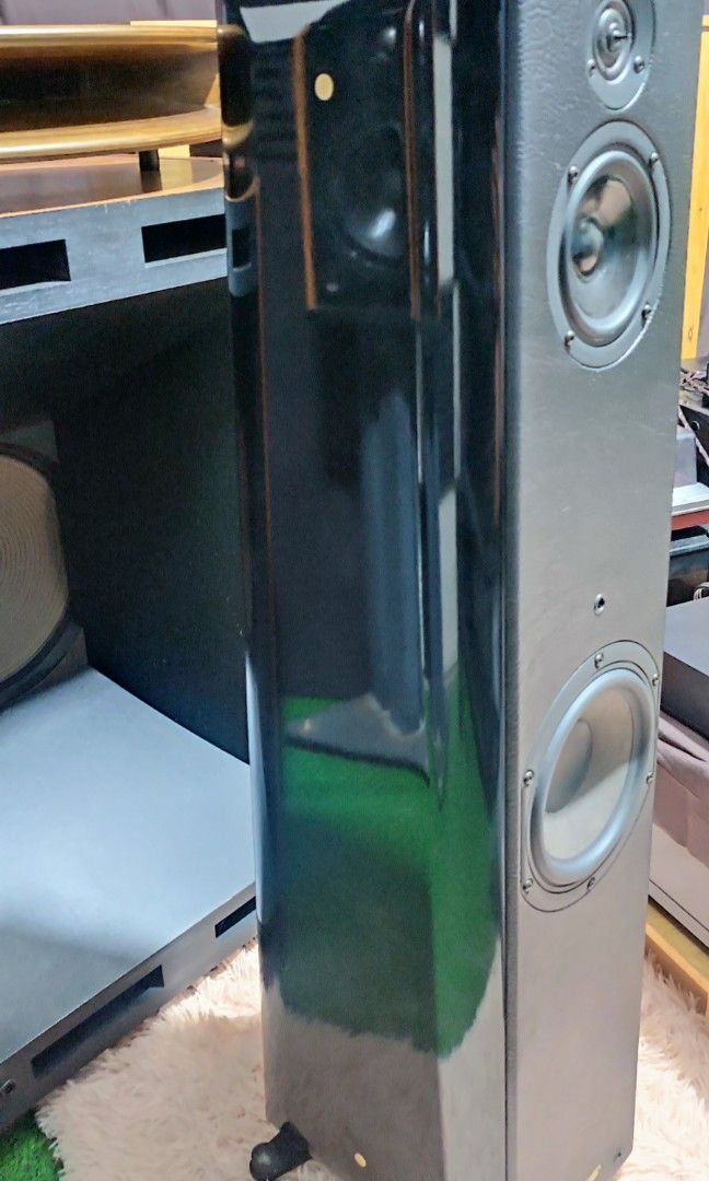 Sonus faber toy tower, Audio, Soundbars, Speakers & Amplifiers on Carousell