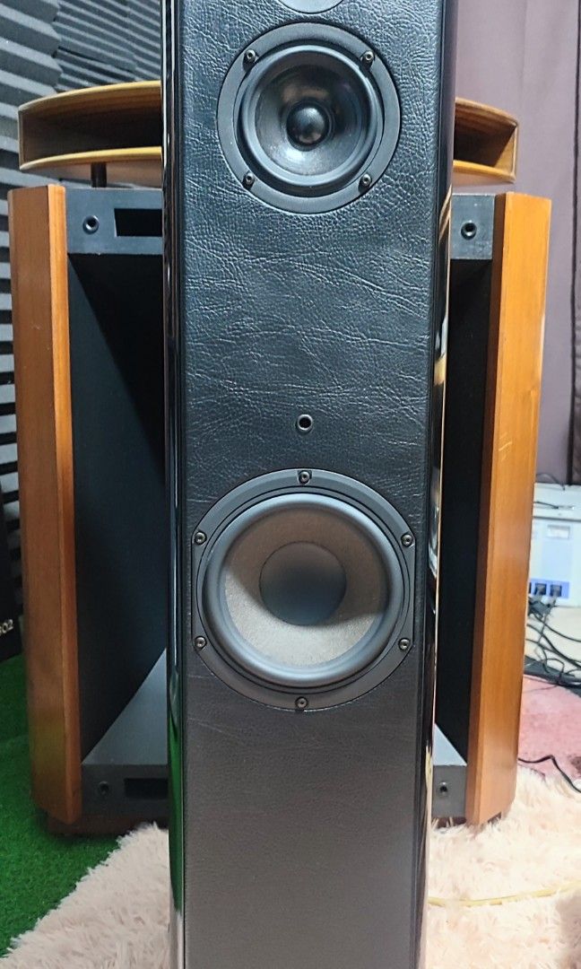 Sonus faber toy tower, Audio, Soundbars, Speakers & Amplifiers on Carousell