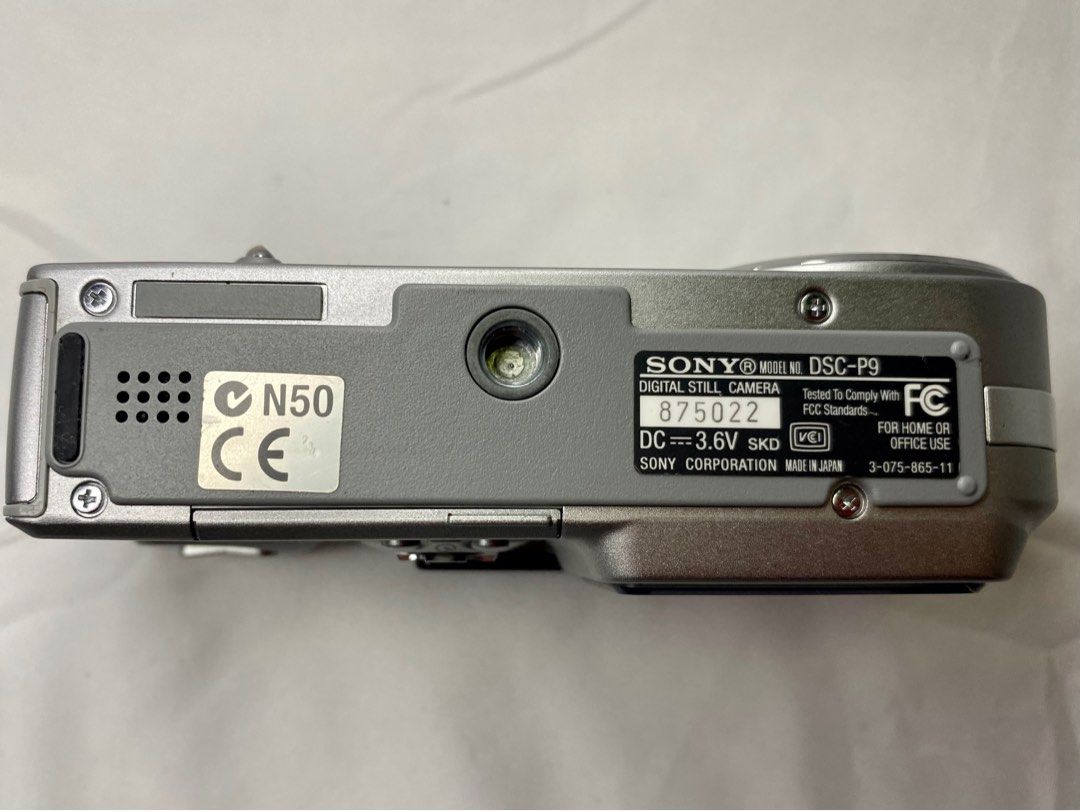 SONY CYBERSHOT DSC-P9, Photography, Cameras on Carousell