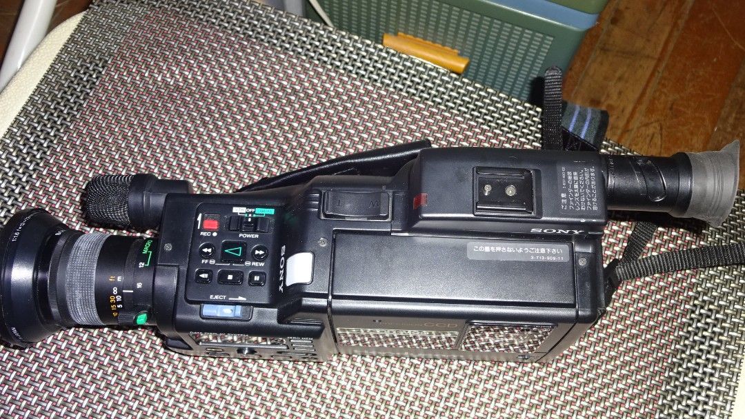 Sony Handycam Pro Video Caamera Recorder CCD-V90, Photography, Video ...