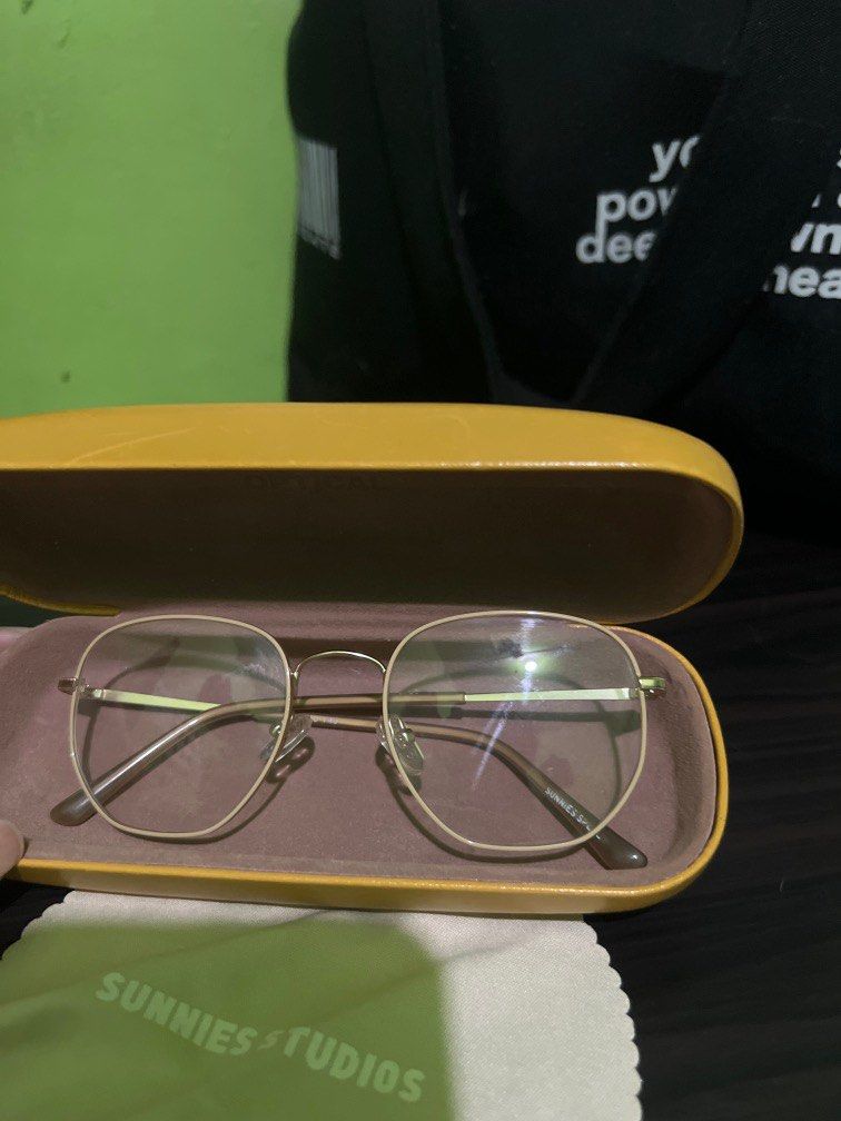 Sunnies Specs Optical Eyeglasses Reading Glasses, Women's Fashion ...