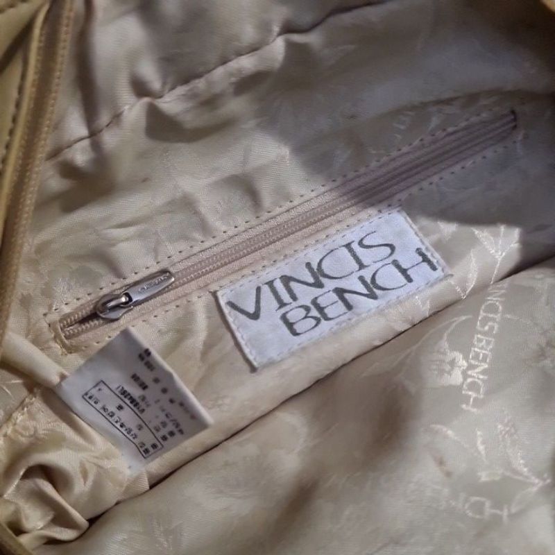 TAS VINCIS BENCH ORIGINAL, Fesyen Wanita, Tas & Dompet di Carousell
