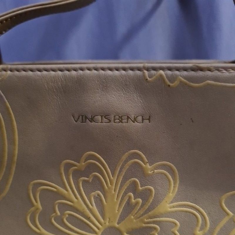 TAS VINCIS BENCH ORIGINAL, Fesyen Wanita, Tas & Dompet di Carousell