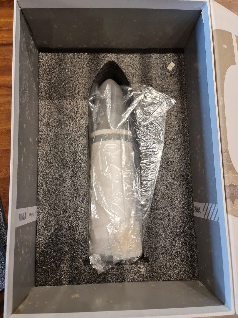 ThreeA 3A 2013 Exclusive WWR NOM Blanc hunter (1/6 ) very rare, Hobbies ...