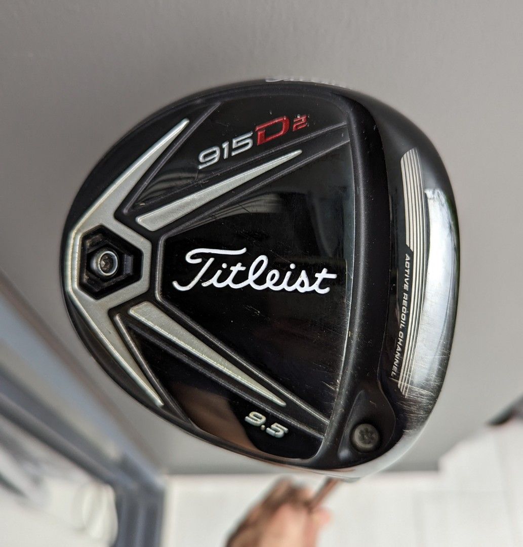 Titleist 915 D2 Driver, Sports Equipment, Sports & Games, Golf on Carousell