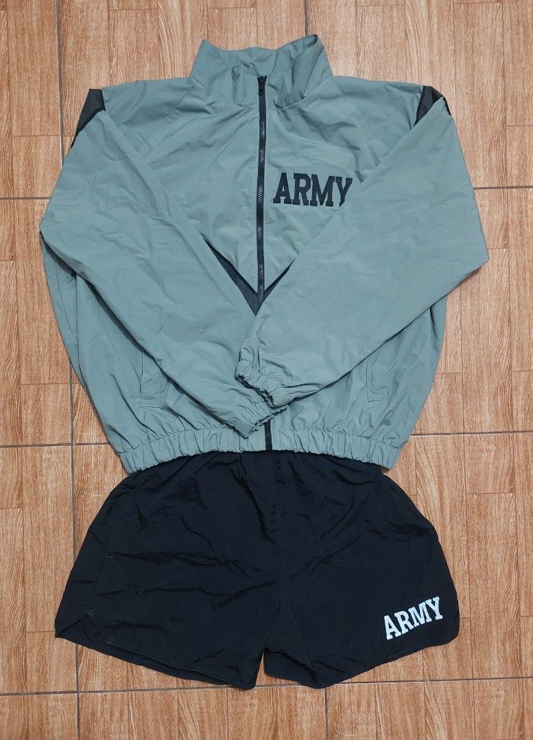 US Army Vintage PT uniform, Men's Fashion, Activewear on Carousell