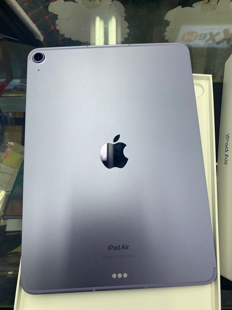 Used ipad air 5th gen 64gb Lte 9/10, Mobile Phones & Gadgets, Tablets ...