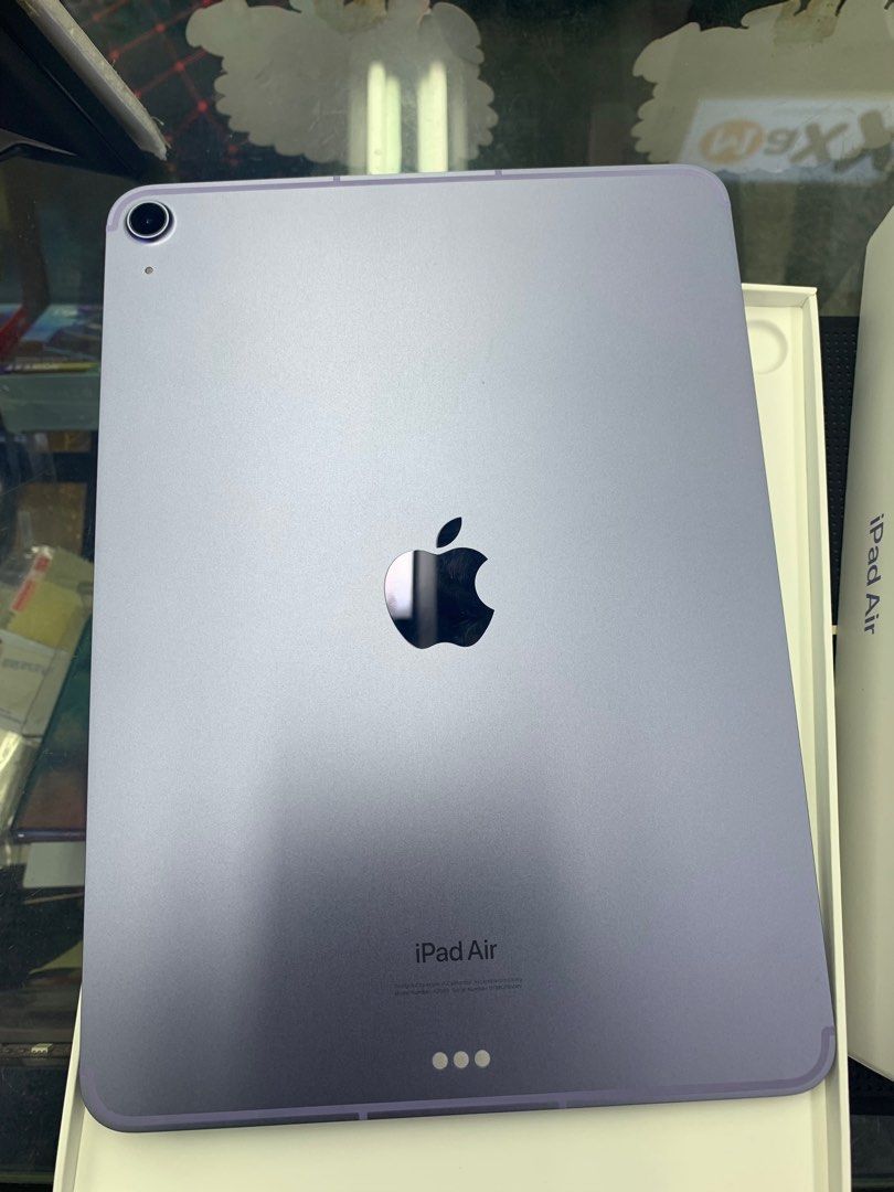 Used iPad Air 5th gen 64gb lte 9/10, Mobile Phones & Gadgets, Tablets ...