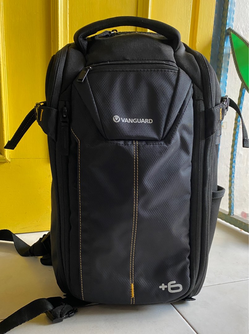 Vanguard camera sling bag, Photography, Photography Accessories, Camera ...