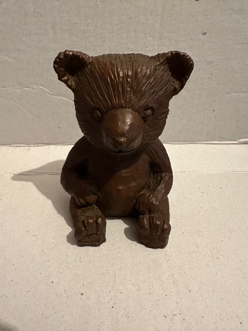 Vintage Red Mill MFG Handcarved Bear figurine with original label on ...