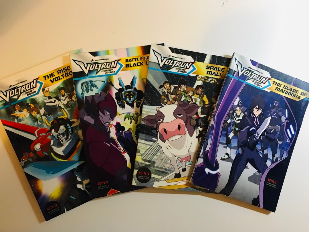 Voltron legendary defender books, 興趣及遊戲, 書本 & 文具, 小說 & 故事書 - Carousell