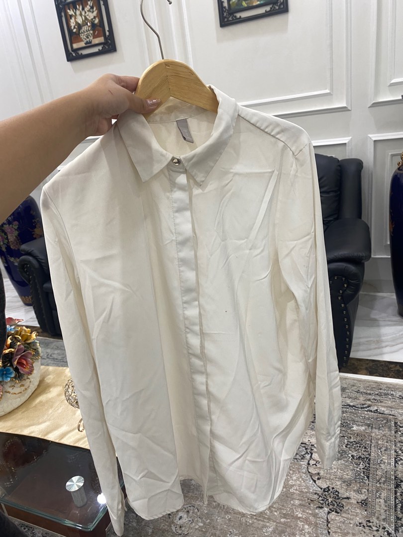 White HnM Shirt / Kemeja Putih HnM, Fesyen Wanita, Pakaian Wanita ...