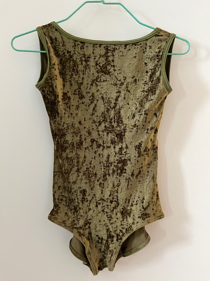 Yumiko leotard, Women's Fashion, Activewear on Carousell