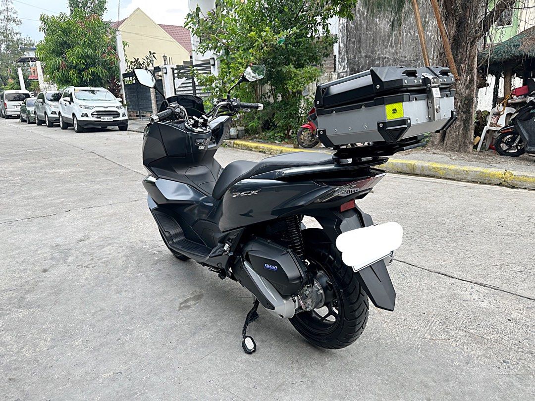 2022 Honda PCX Top box, Motorbikes, Motorbikes for Sale on Carousell